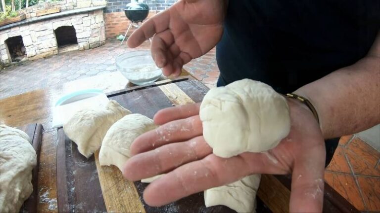 Vetkoek: Africa's Irresistible Fat Cake Recipe - Cultures of West Africa