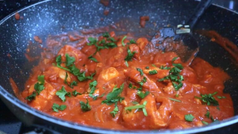 How to Make Moambe Chicken – Traditional Congolese Stew - Cultures of ...