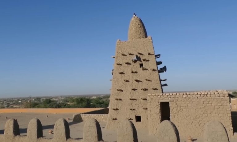 Epic Journey Of Mansa Musa Across the Sahara and the Full Scale of His ...